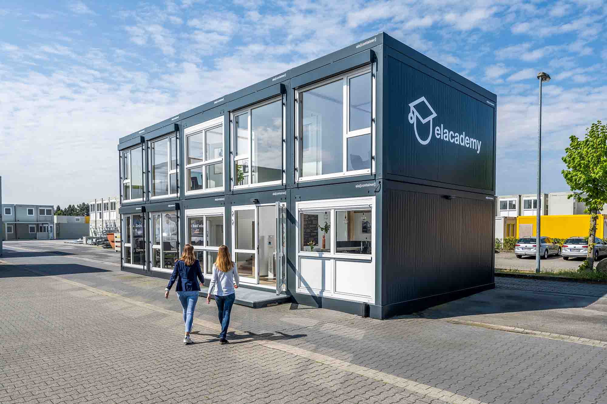 Sanitärcontainer mieten oder kaufen | ELA Container
