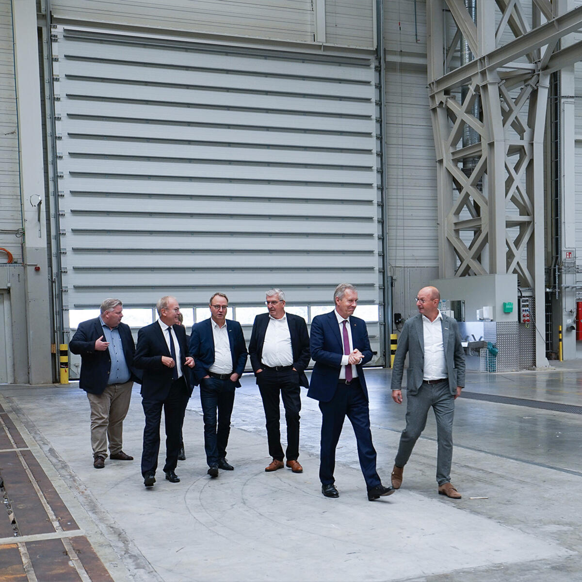 Bundespräsident a.D. Christian Wulff besucht ELA Container in Haren ...