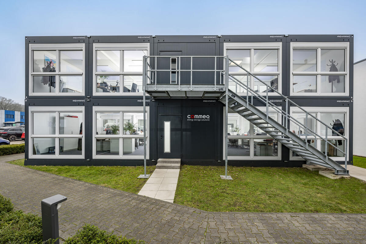 Commeo GmbH zieht in ELA Bürocontaineranlage | ELA Container Deutschland